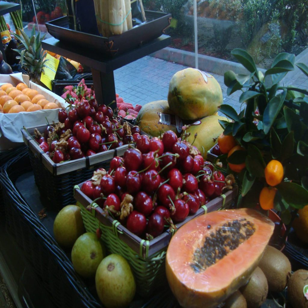 Frutas de Temporada - Tropicana Frutas del Mundo